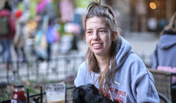 Mazzag Izabella: Büszke vagyok a másságomra és táplálkozom belőle ...